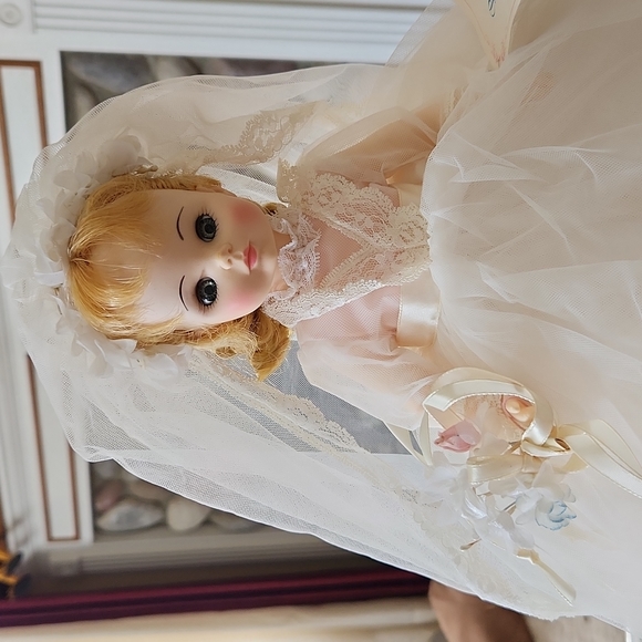 Madame Alexander | Toys | Madame Alexander Bride Doll | Poshmark